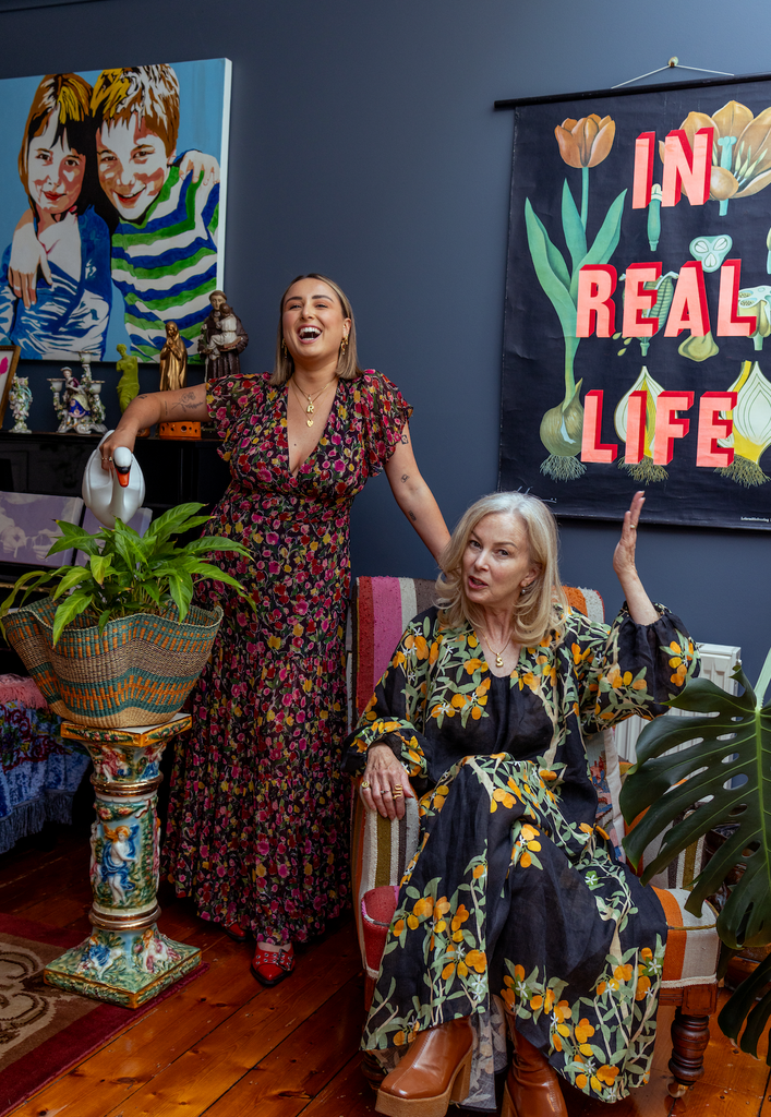 Sam & Roma – Stable